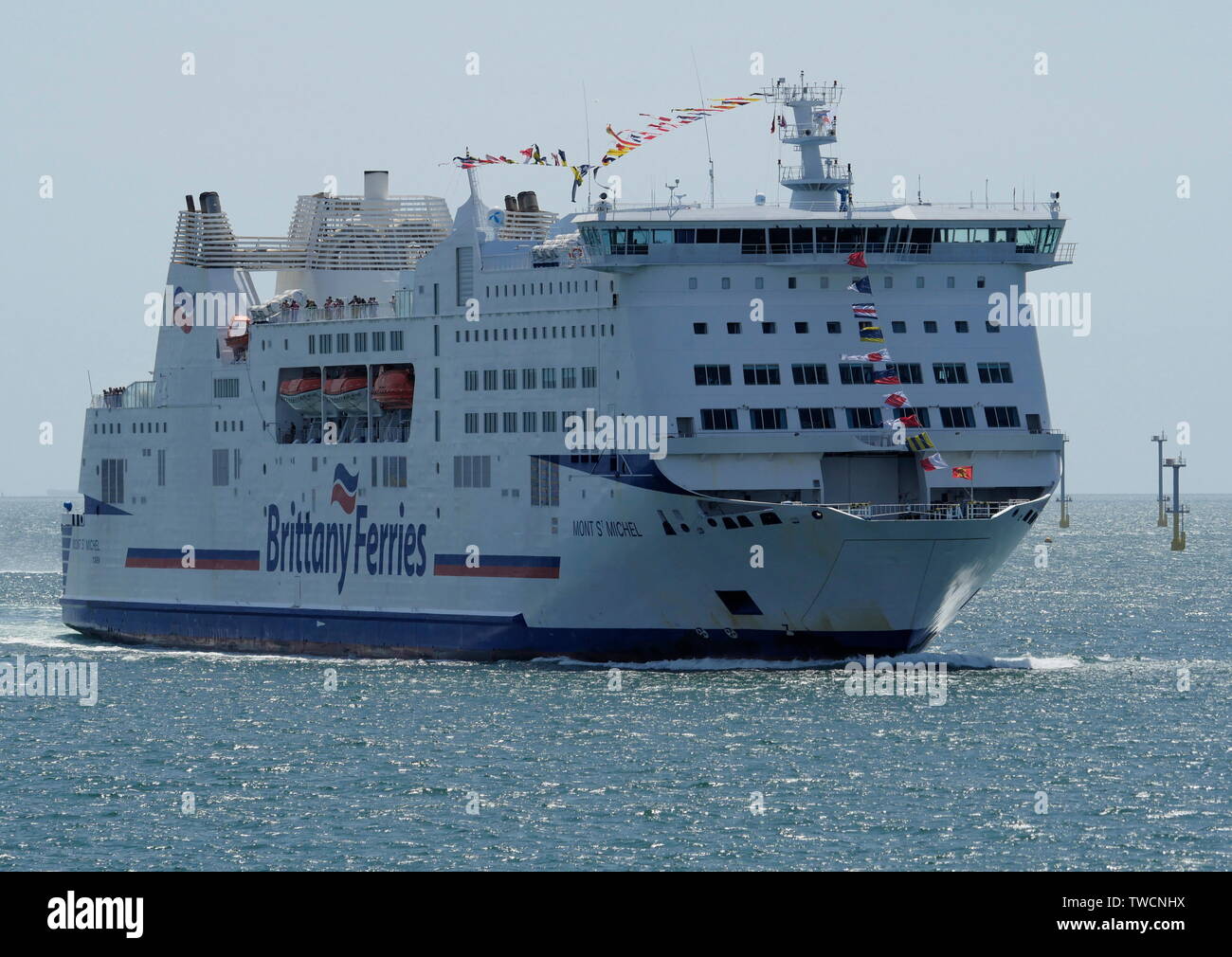 Ship dressed overall hi-res stock photography and images - Alamy