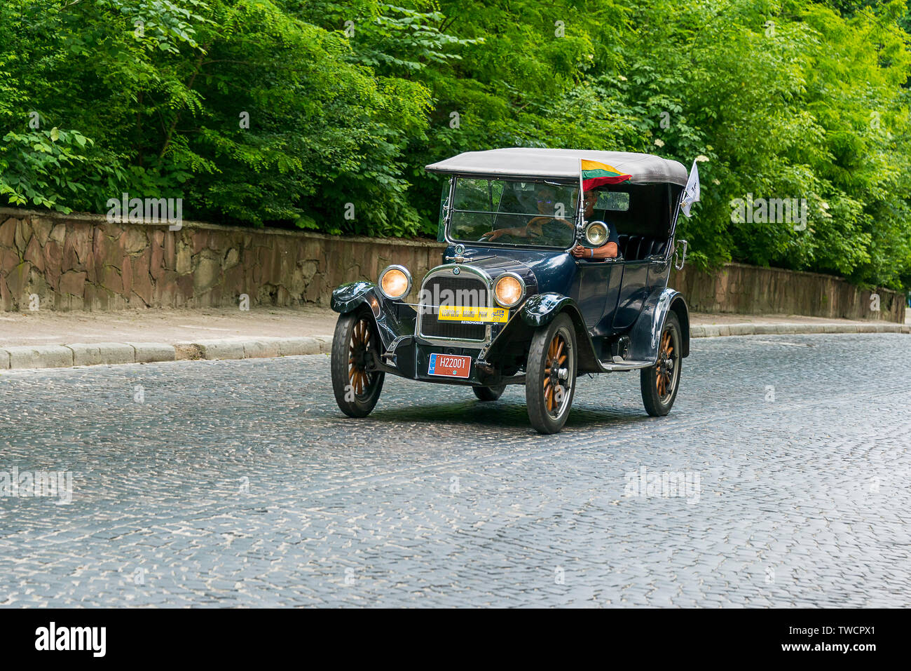 1920s race car driver hi-res stock photography and images - Alamy