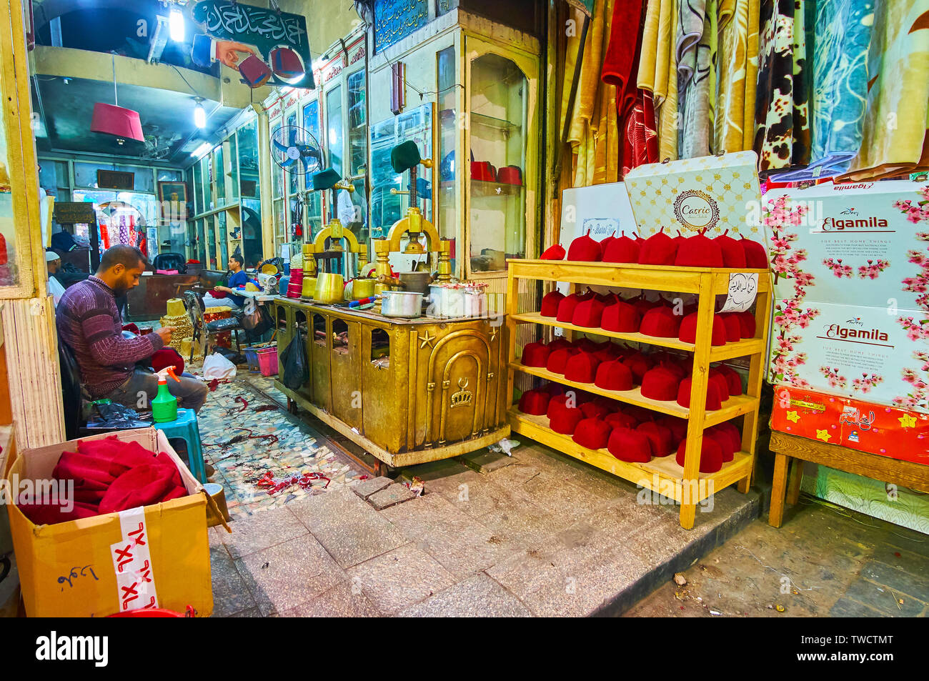 Fez hat hi-res stock photography and images - Alamy
