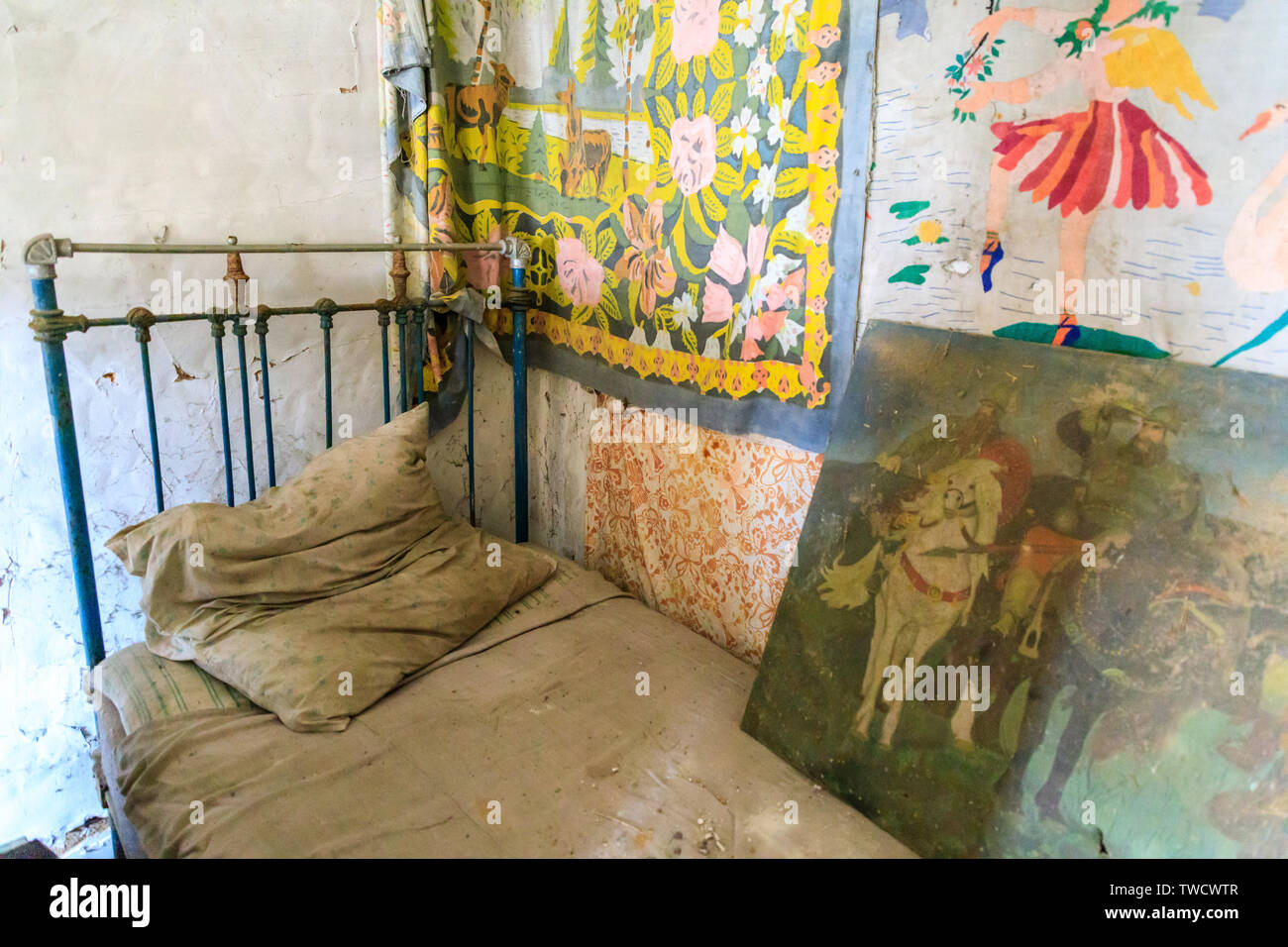 Eastern Europe, Ukraine, Pripyat, Chernobyl. Abandoned home, inside ...