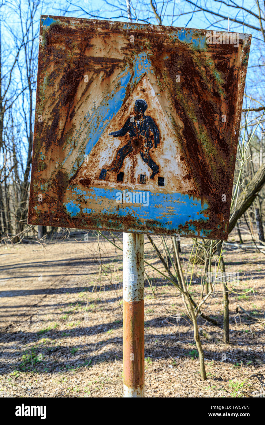 Radiation sign chernobyl hi-res stock photography and images - Alamy