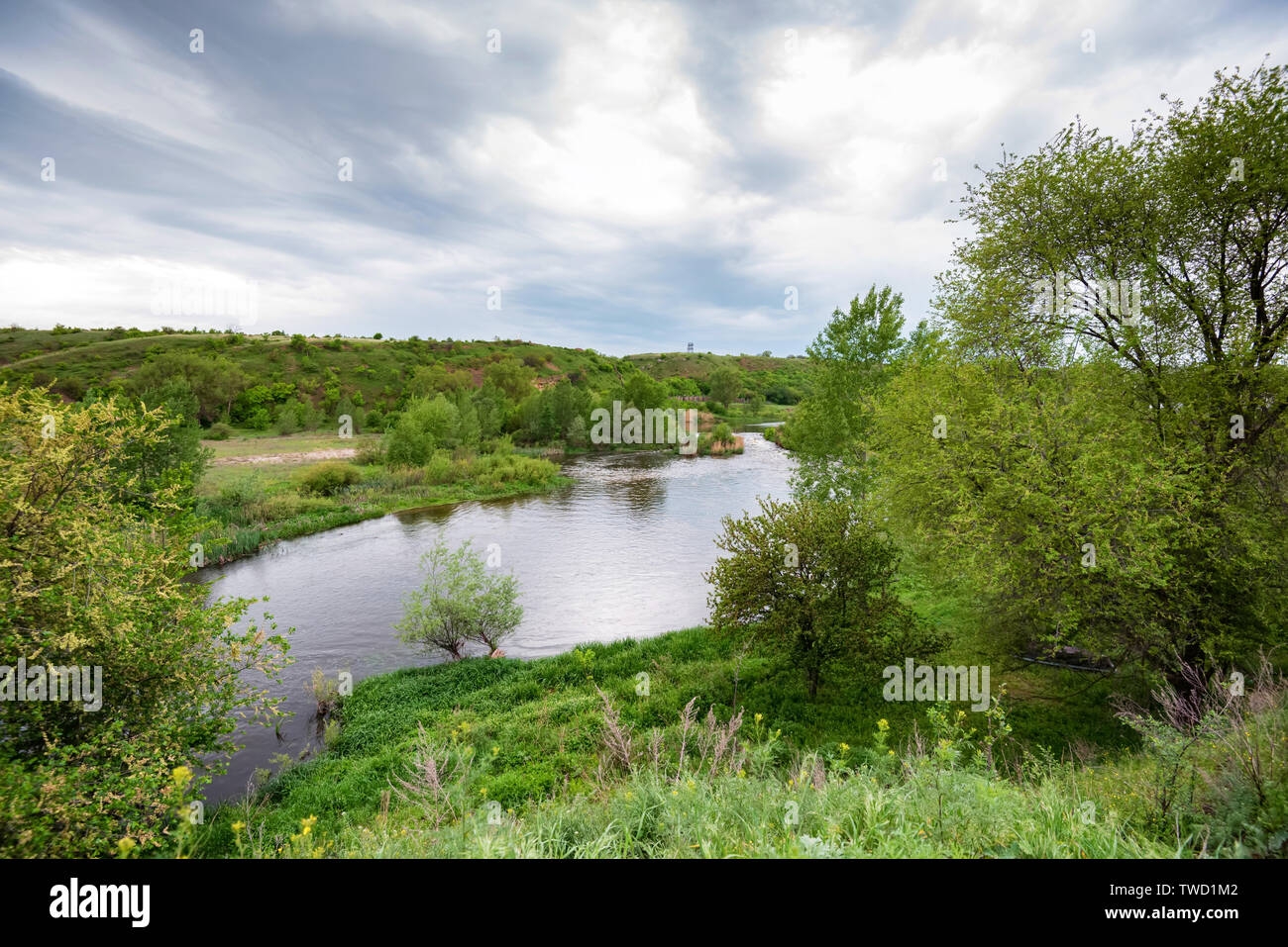 River bank distant hi-res stock photography and images - Alamy