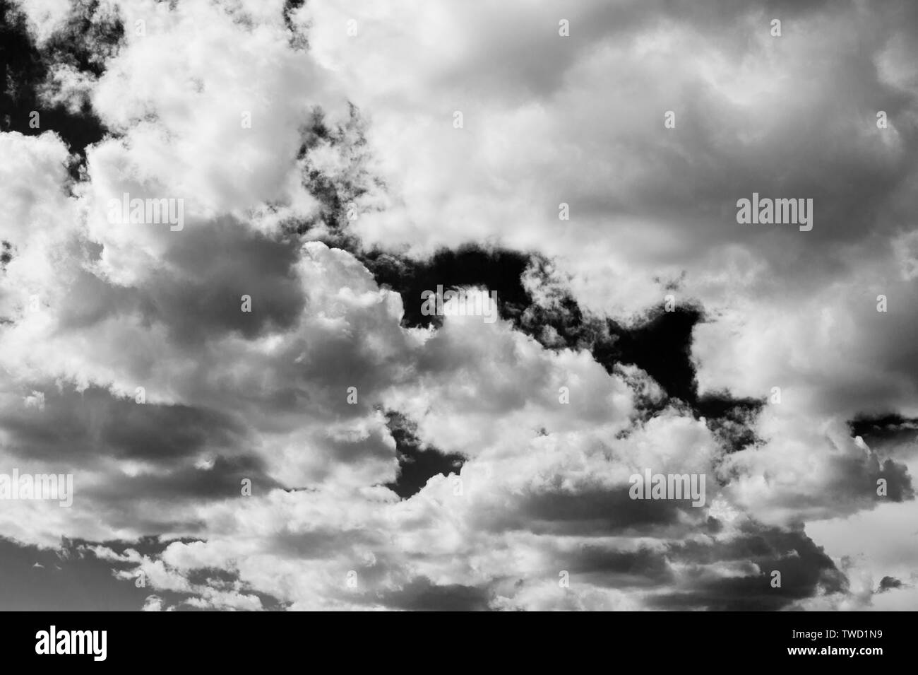 Cloud patterns black and white hi-res stock photography and images - Alamy