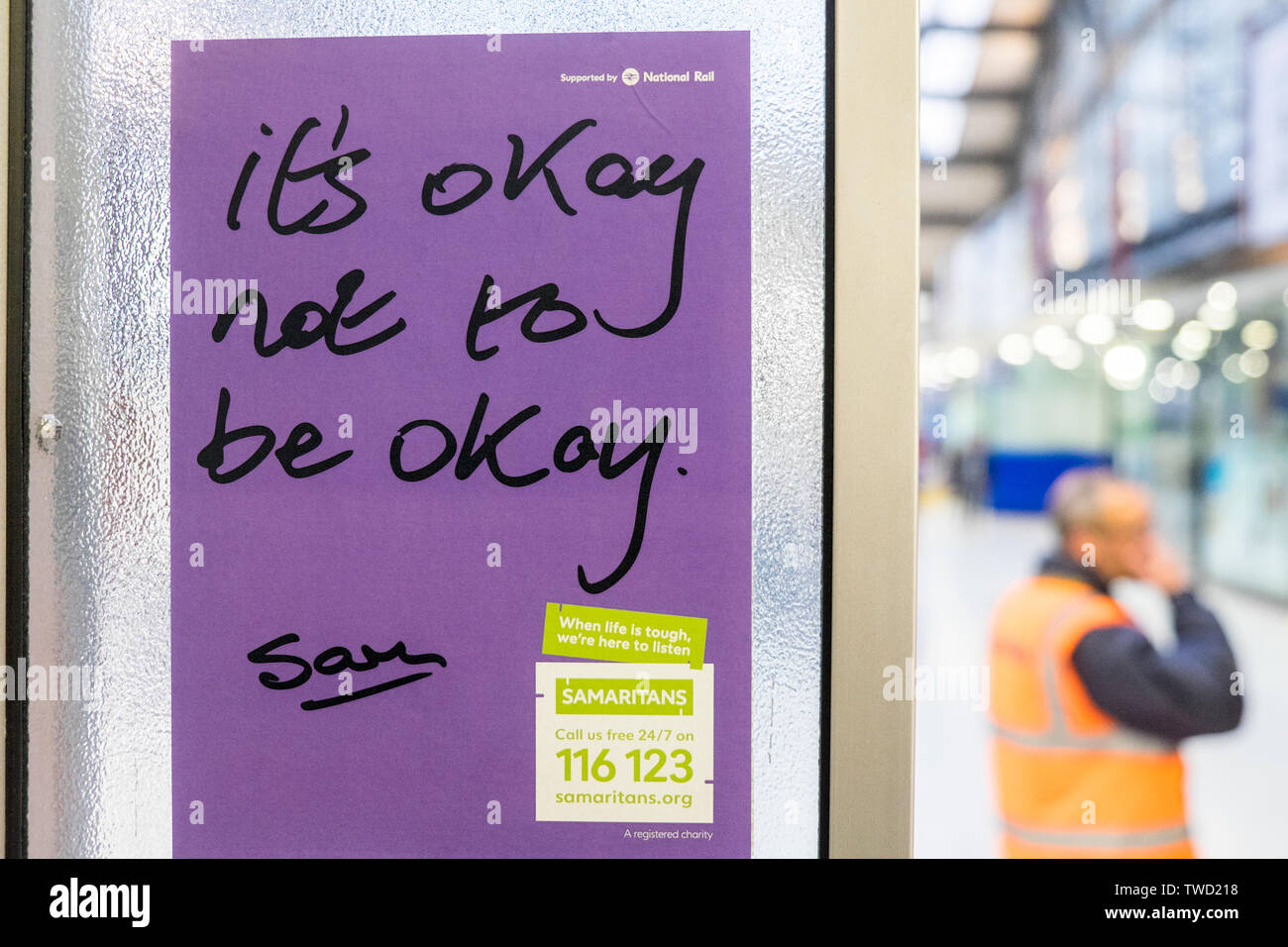 Samaritans sign charity hi-res stock photography and images - Alamy