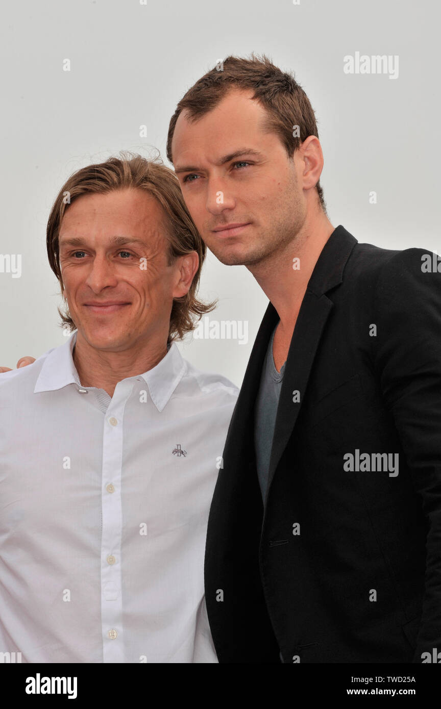 CANNES, FRANCE. May 19, 2008: Jude Law & director Jeremy Gilley (left ...