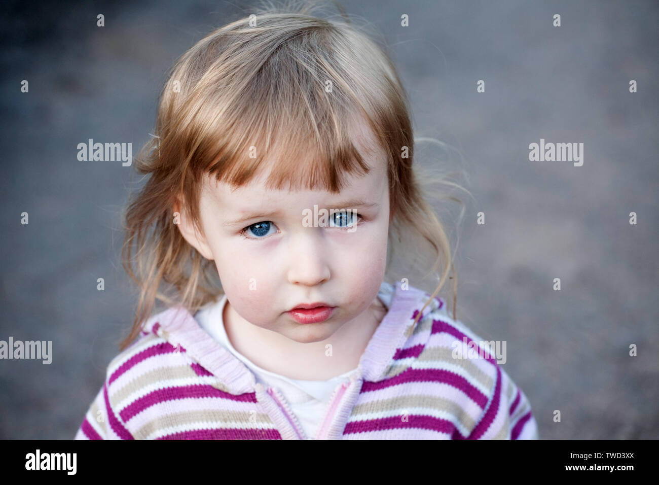 One eyed girl hi-res stock photography and images - Alamy