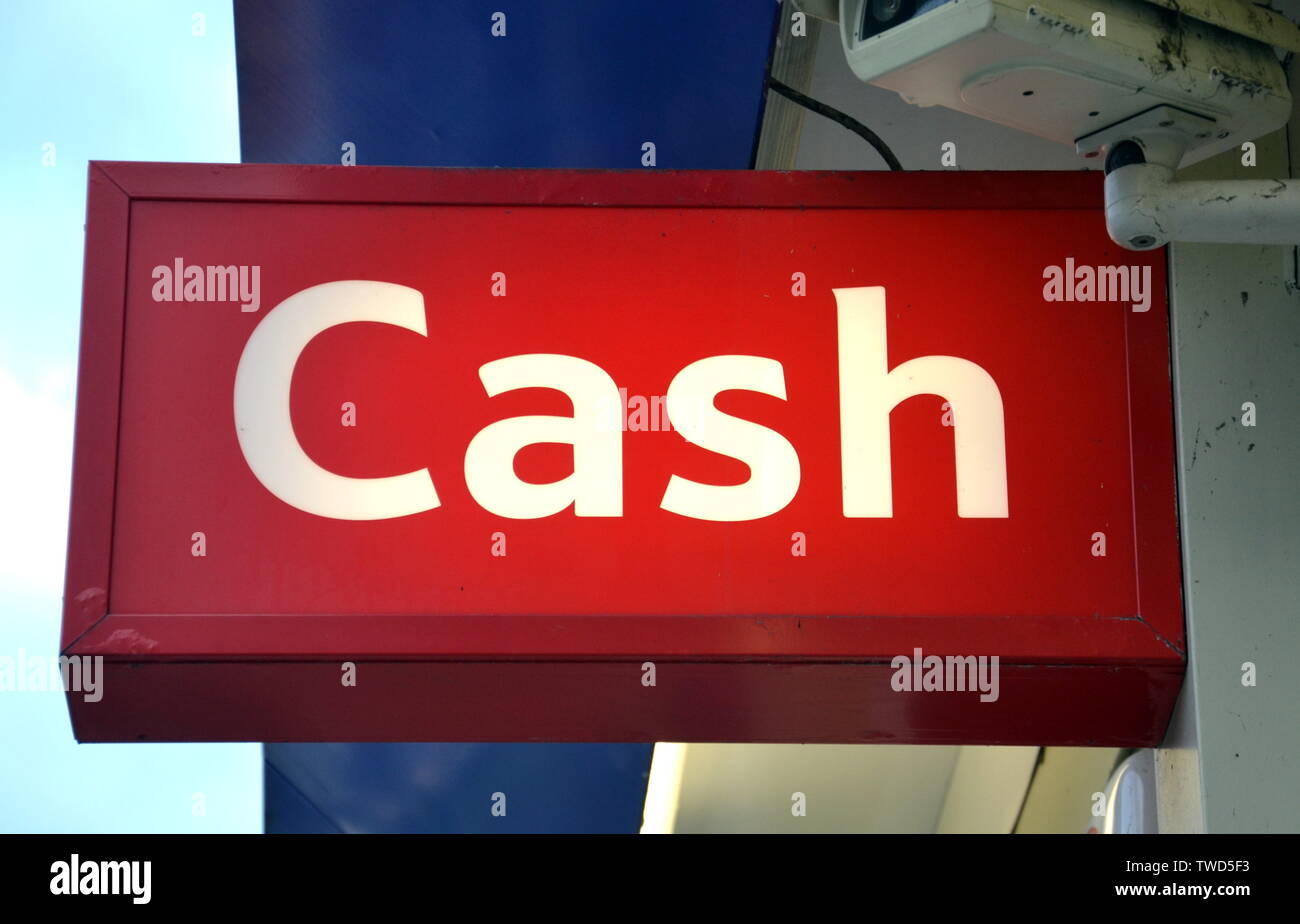Atm sign hi-res stock photography and images - Alamy