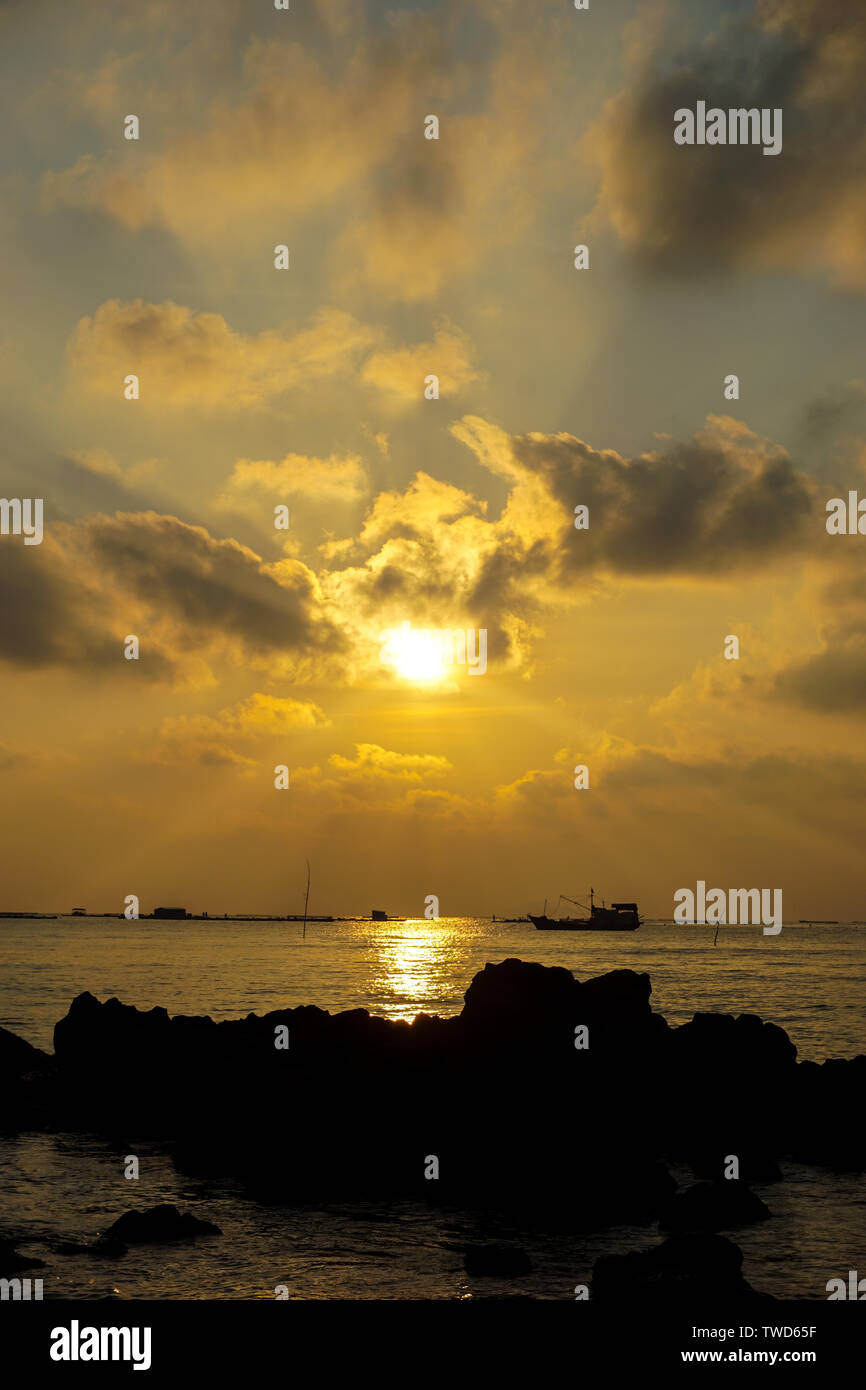 Dashu coast hi-res stock photography and images - Alamy