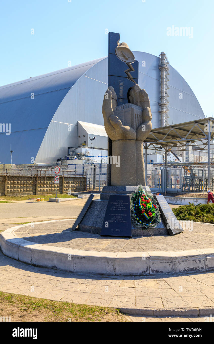 Eastern Europe,Ukraine, Pripyat, Chernobyl. Memorial monument stands in ...