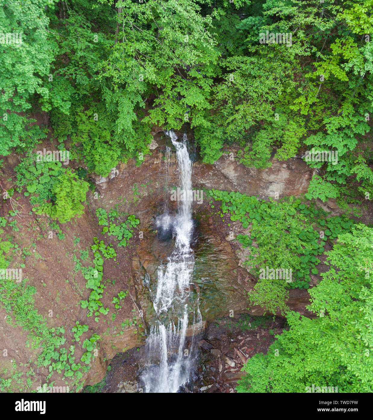 Waterfall aerial view hi-res stock photography and images - Alamy