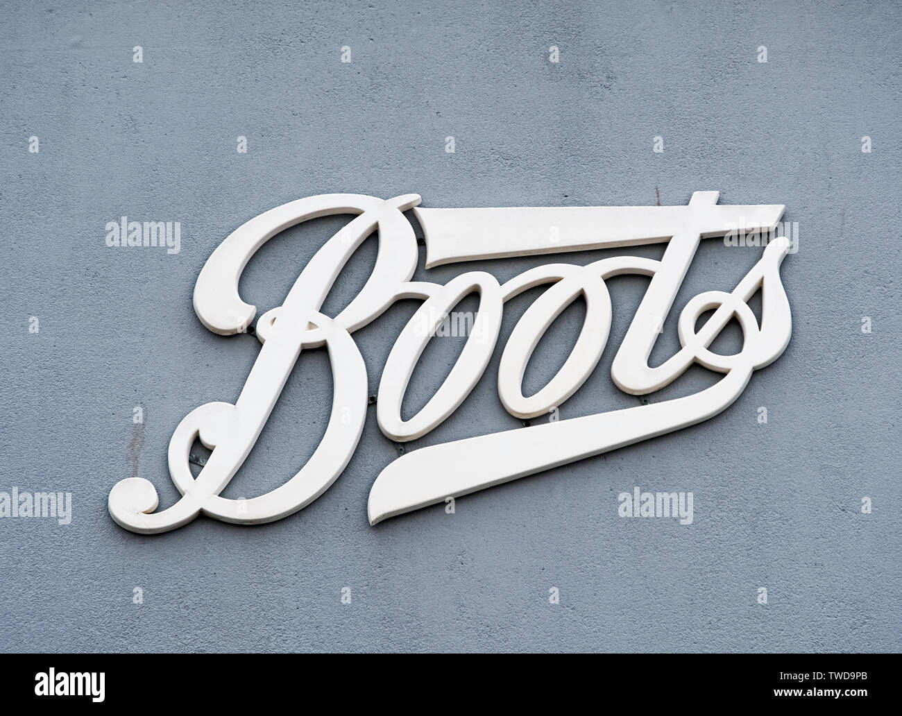 Boots the chemists hi-res stock photography and images - Alamy