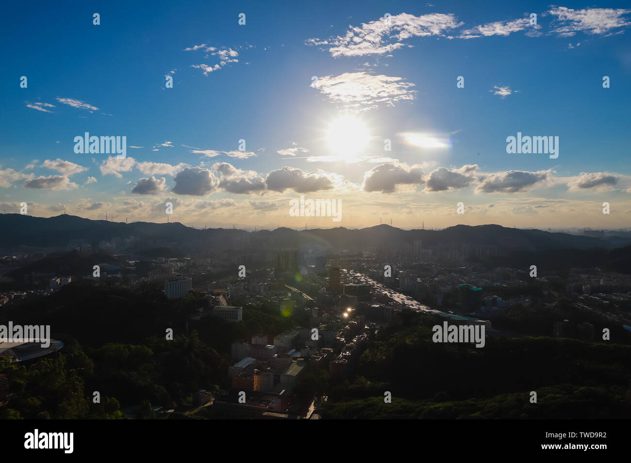 Zhangmu hi-res stock photography and images - Alamy