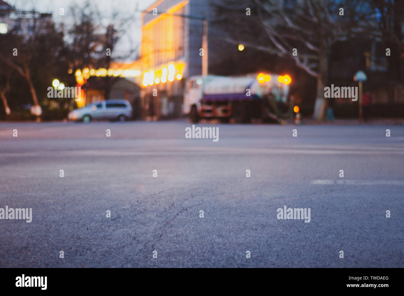 Night view of the road shooting low Stock Photo - Alamy