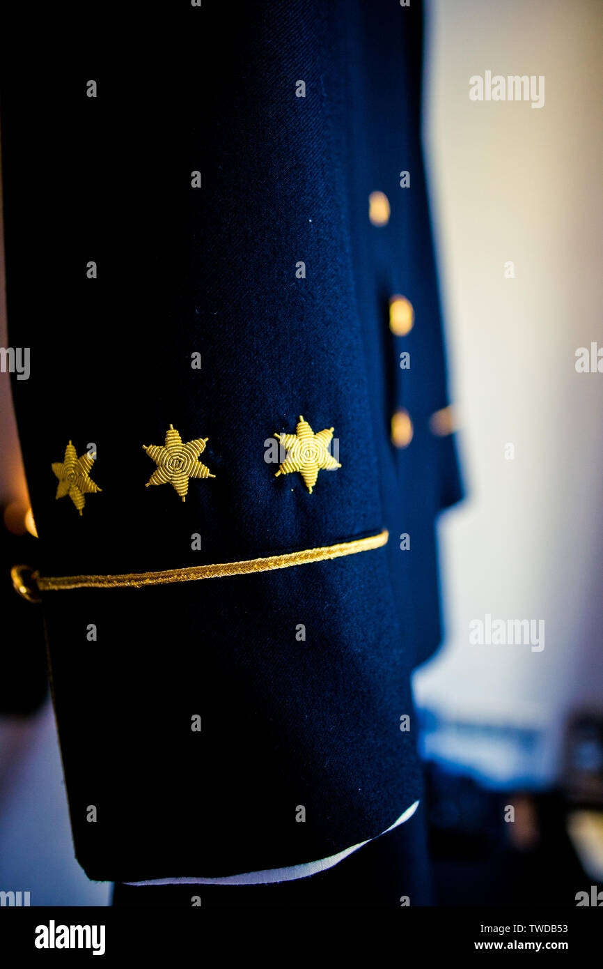 Golden Insignia High Resolution Stock Photography and Images - Alamy