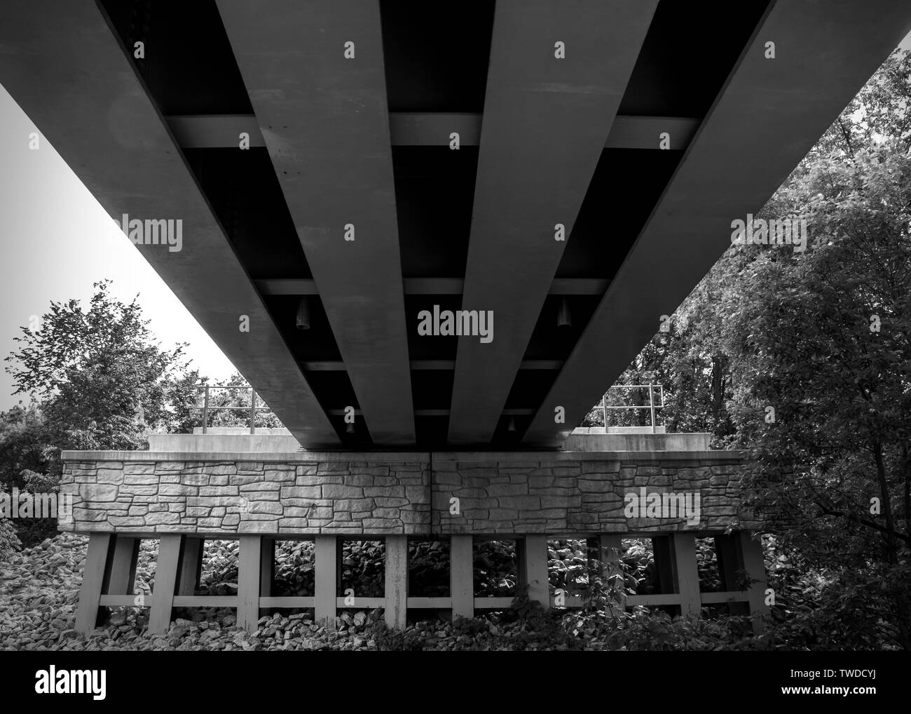 Steel beam structure hi-res stock photography and images - Alamy
