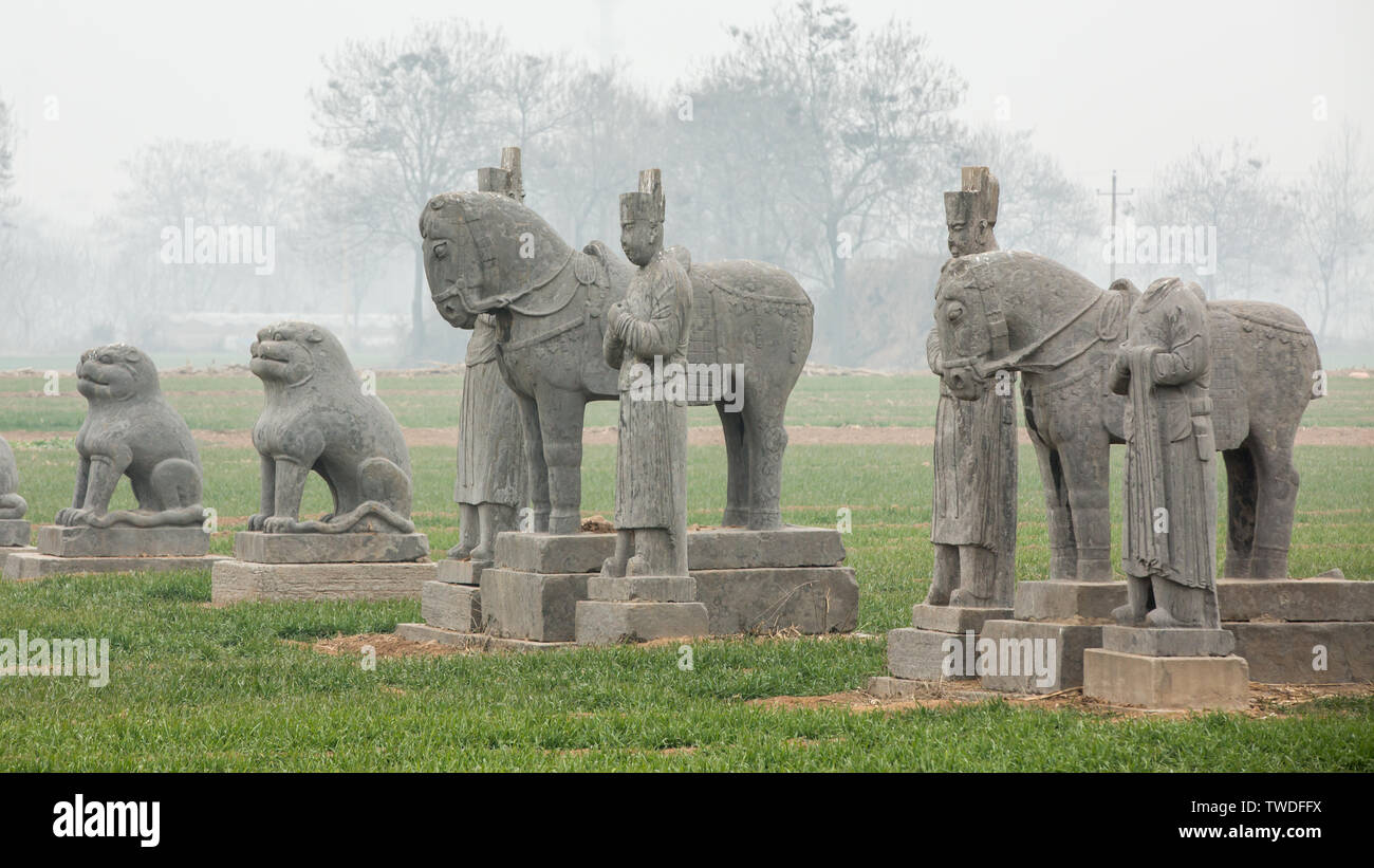 Stone statue of Song Ling Stock Photo - Alamy
