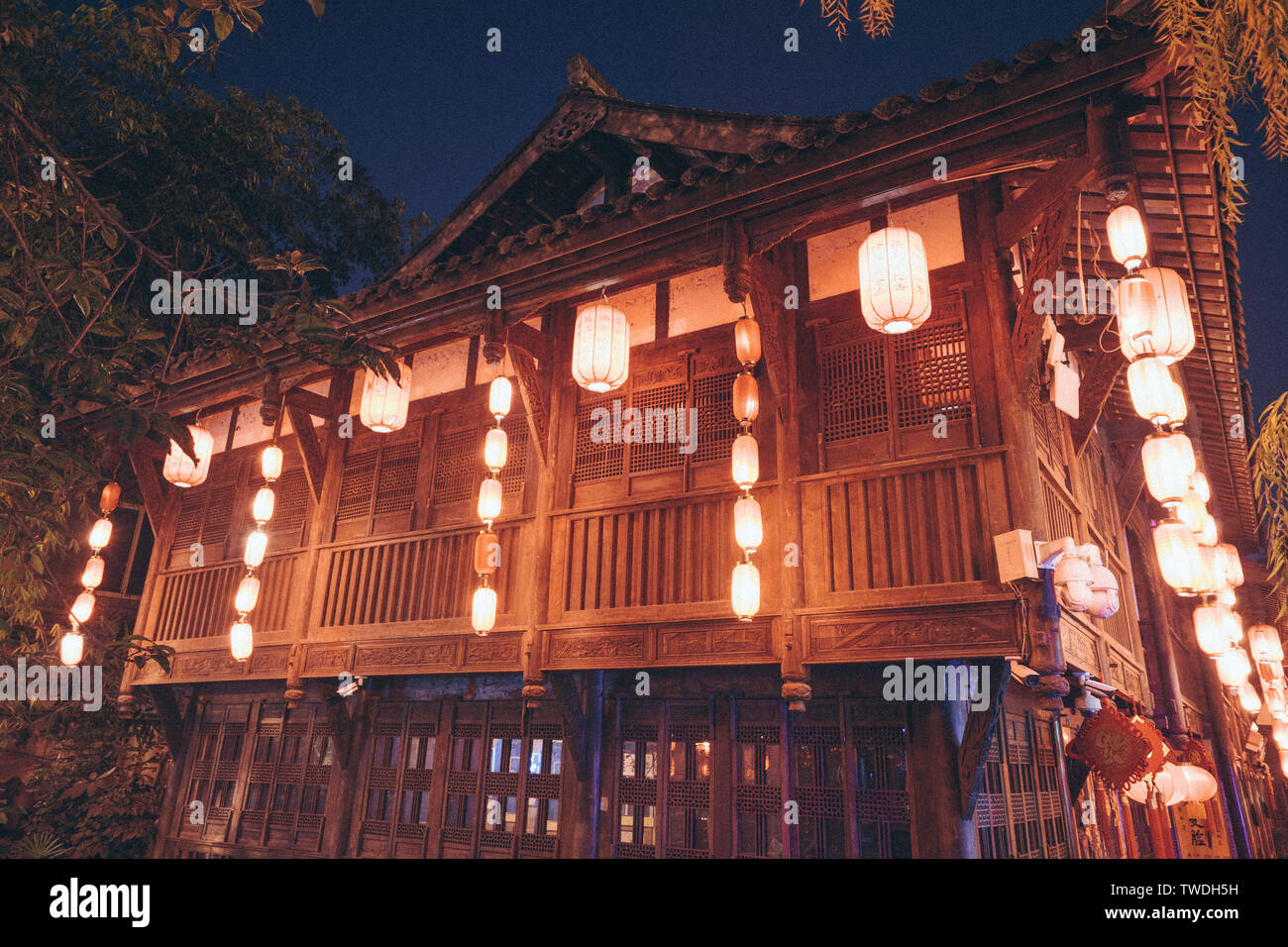 Night view of Jinli, Chengdu Stock Photo - Alamy