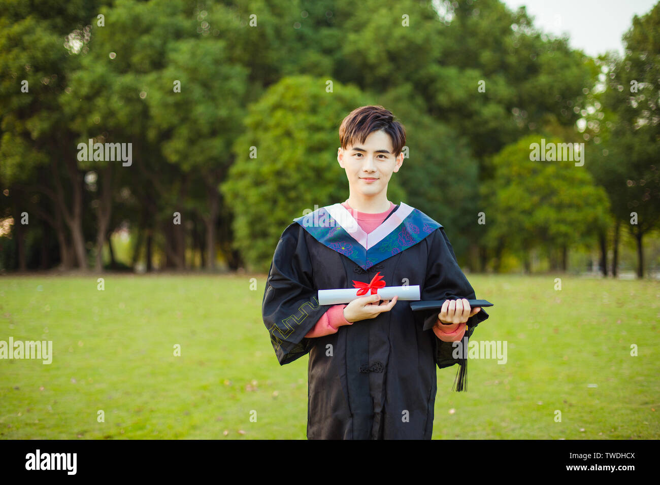 China high school graduation hi-res stock photography and images - Alamy