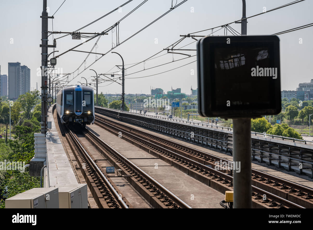 Subway runways and stations hi-res stock photography and images - Alamy