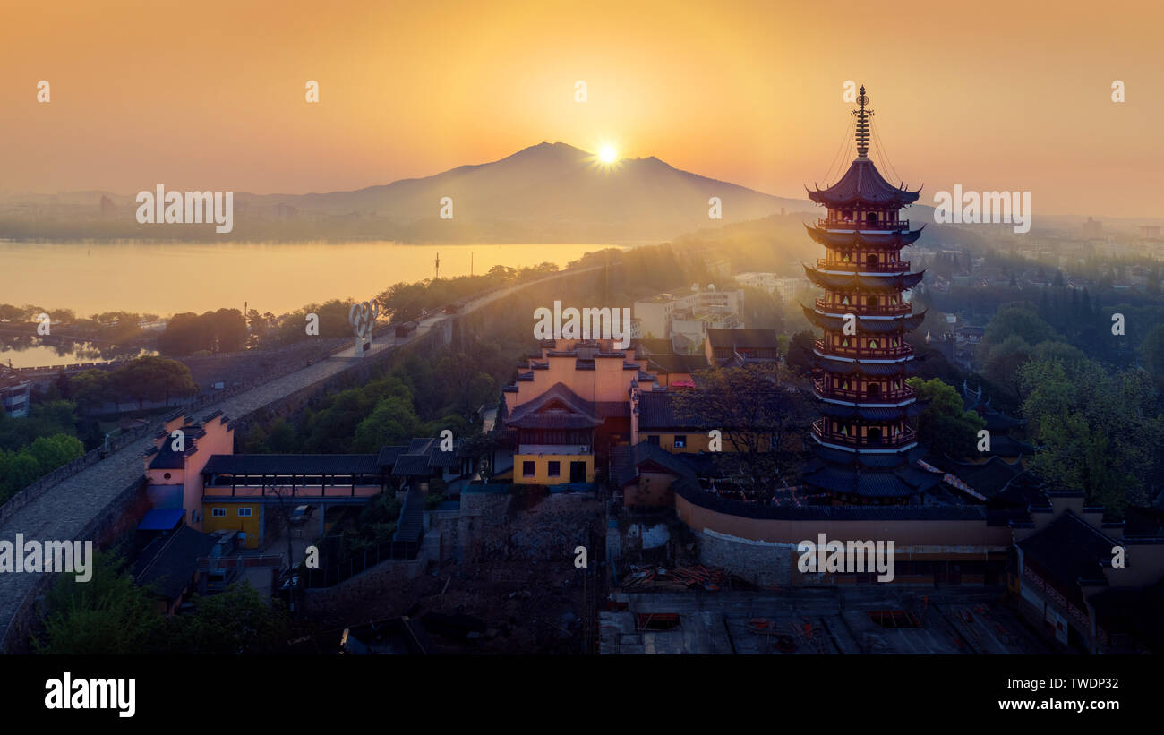 Jiming Temple, Nanjing Stock Photo - Alamy