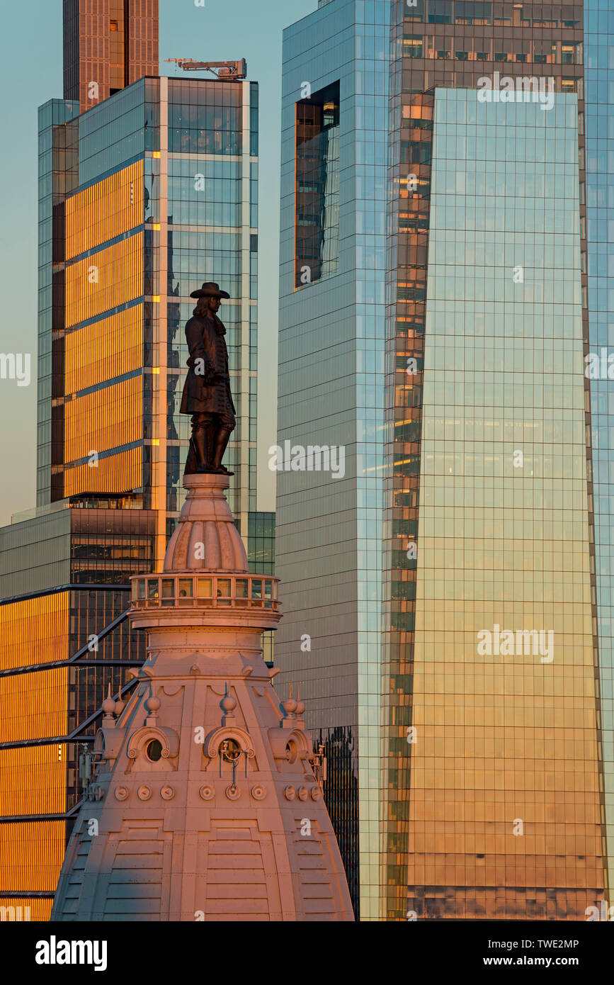 CITY HALL (©JOHN MCARTHUR JR 1901) COMCAST TECH CENTER (©FOSTER ... CITY HALL (©JOHN MCARTHUR JR 1901) COMCAST TECH CENTER (©FOSTER ...