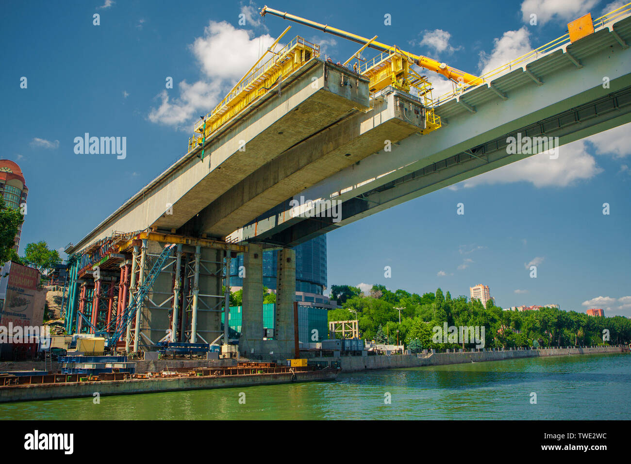 Construction of a bridge across the river Don Stock Photo - Alamy