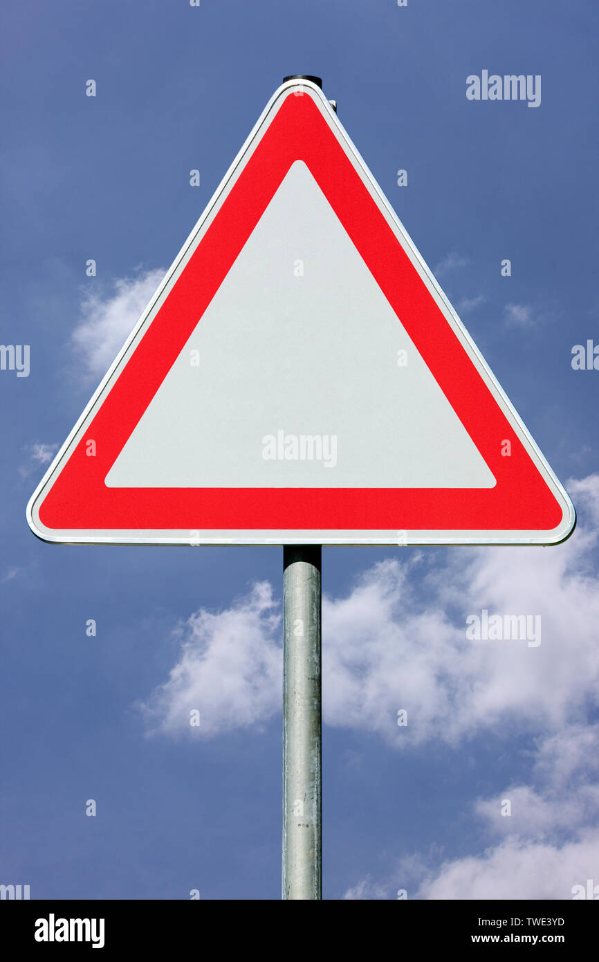 Blank road sign board Stock Photo - Alamy