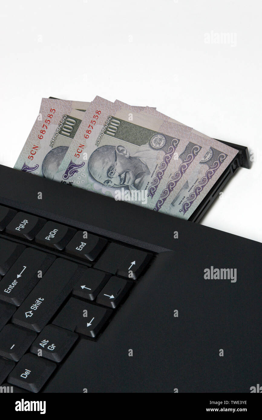 Indian one rupee isolated hi-res stock photography and images - Alamy