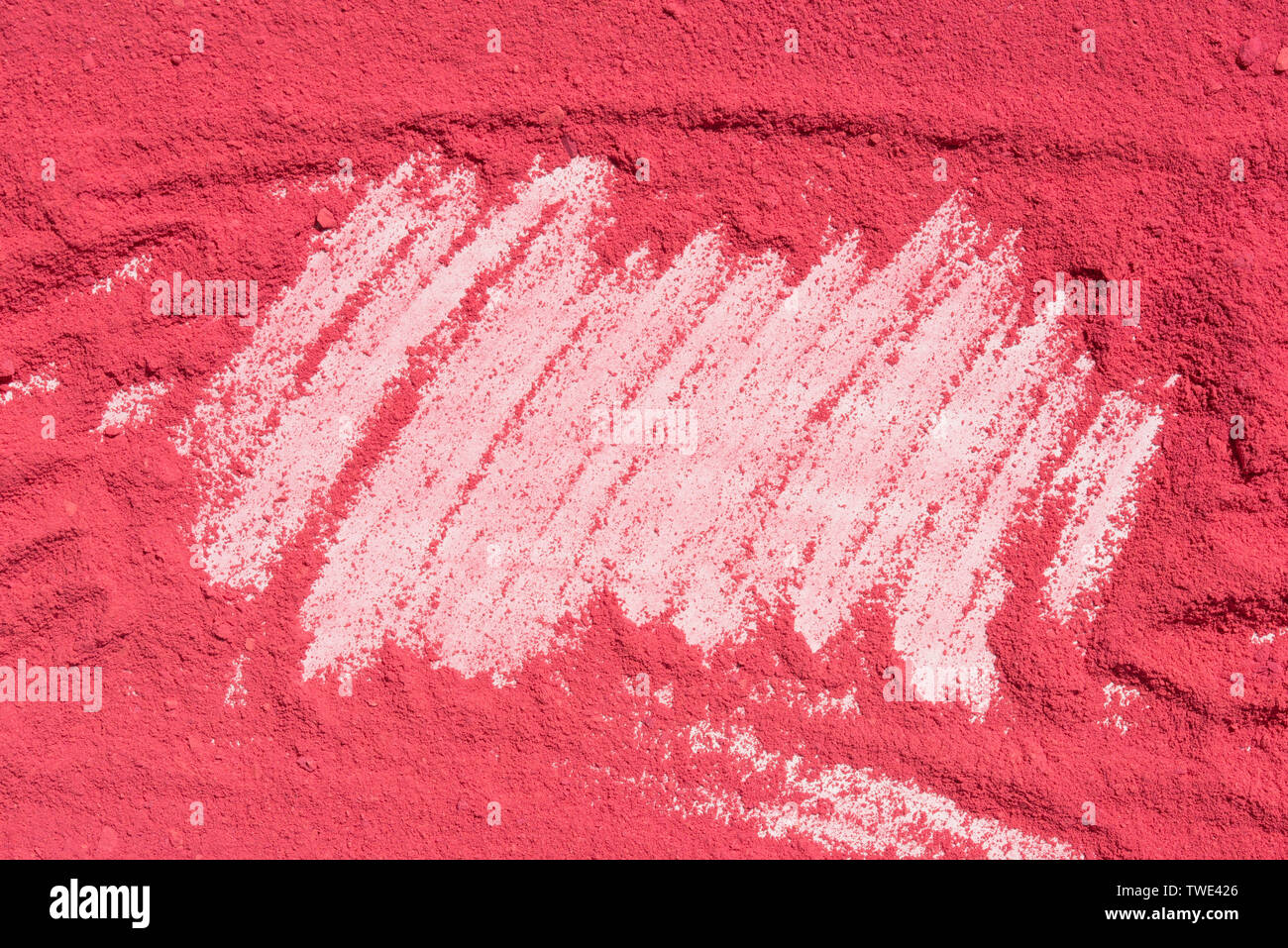 red powder pigment pattern background macro Stock Photo - Alamy