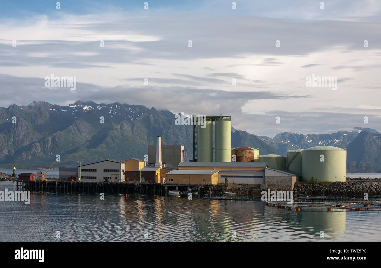 Fishing complex hi-res stock photography and images - Alamy