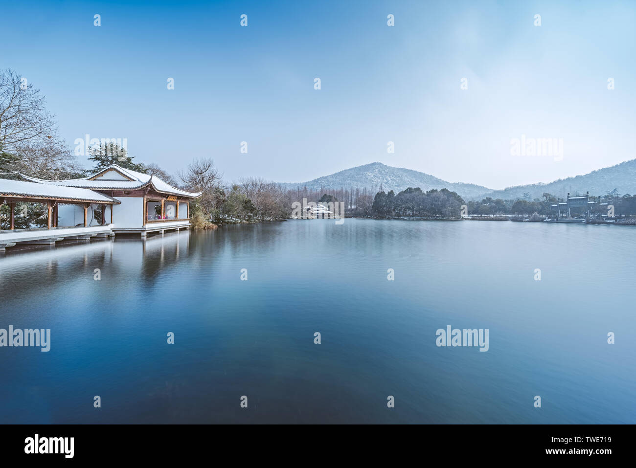 Snow View of West Lake, Hangzhou Stock Photo - Alamy