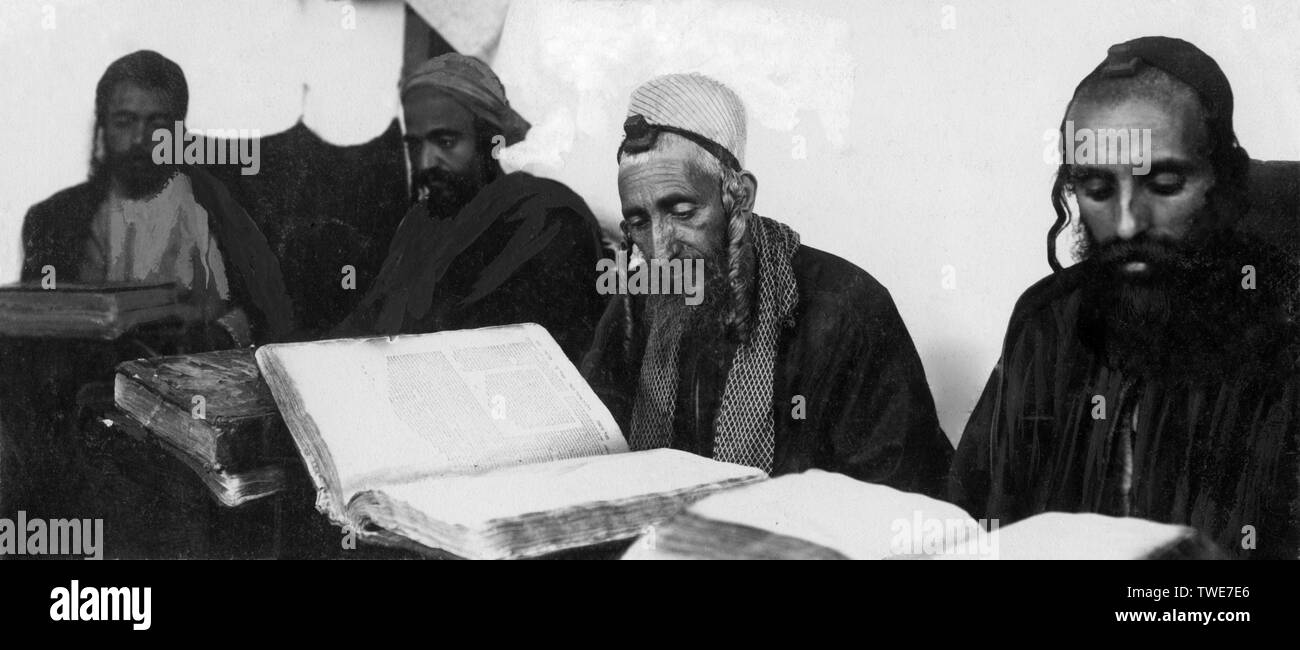 Group studying Black and White Stock Photos & Images - Alamy