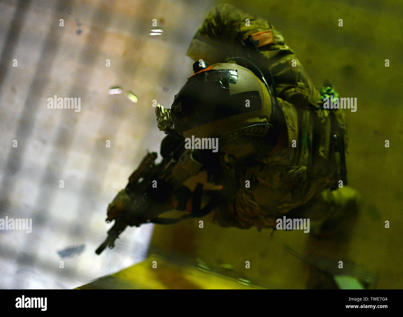 A U.S. Army Soldier assigned to the 10th Special Forces Group (Airborne ...