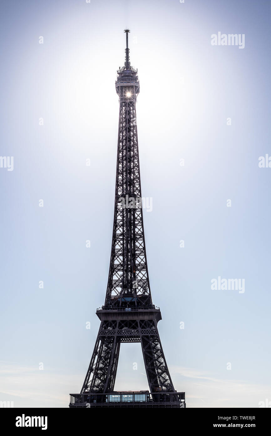 Paris tallest structure High Resolution Stock Photography and Images ...
