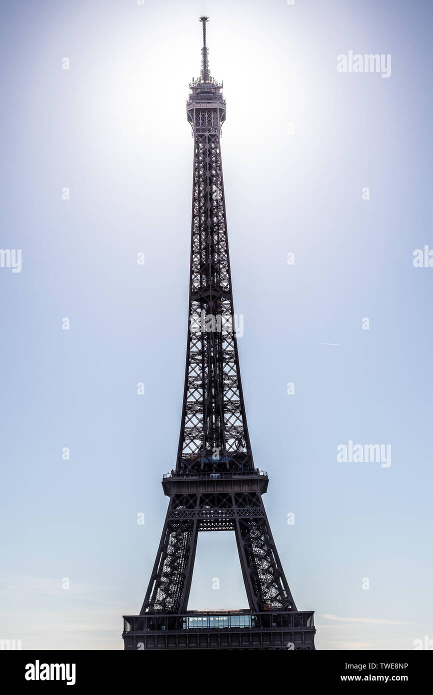Tallest structure in paris hi-res stock photography and images - Alamy