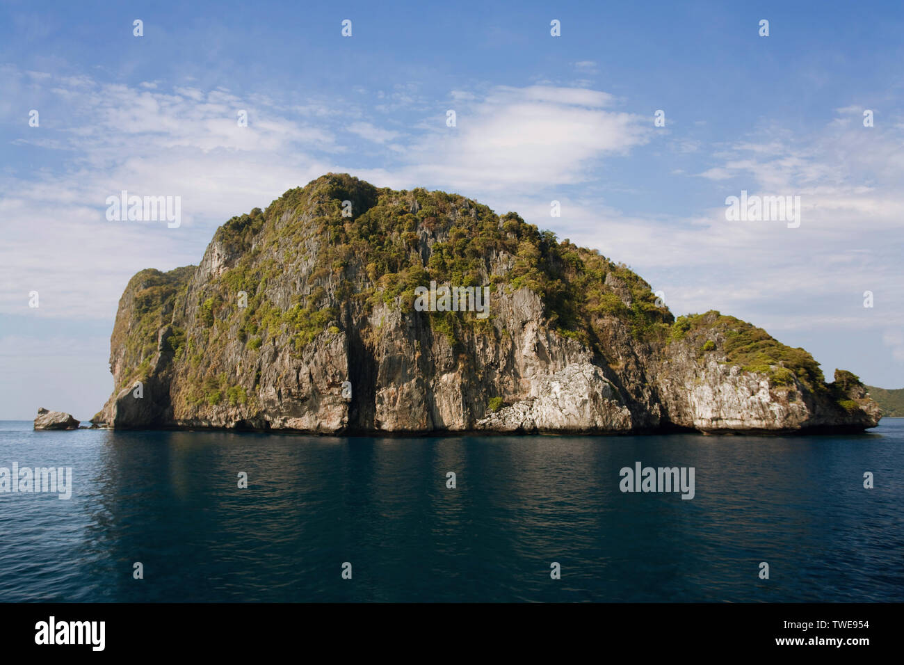 Cliff in the sea Stock Photo - Alamy
