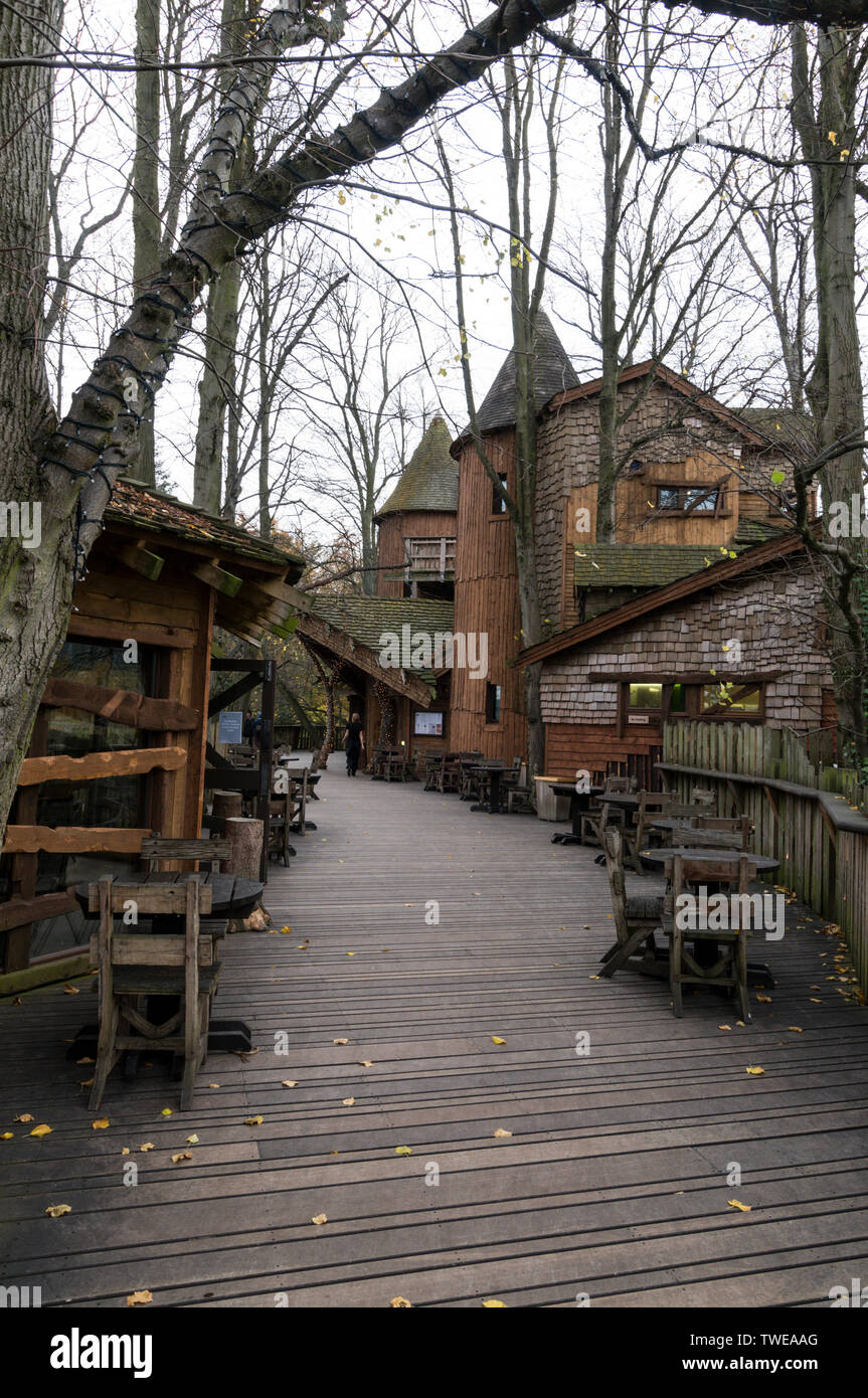 The Treehouse with restaurant with its high roped walkways in Alnwick ...