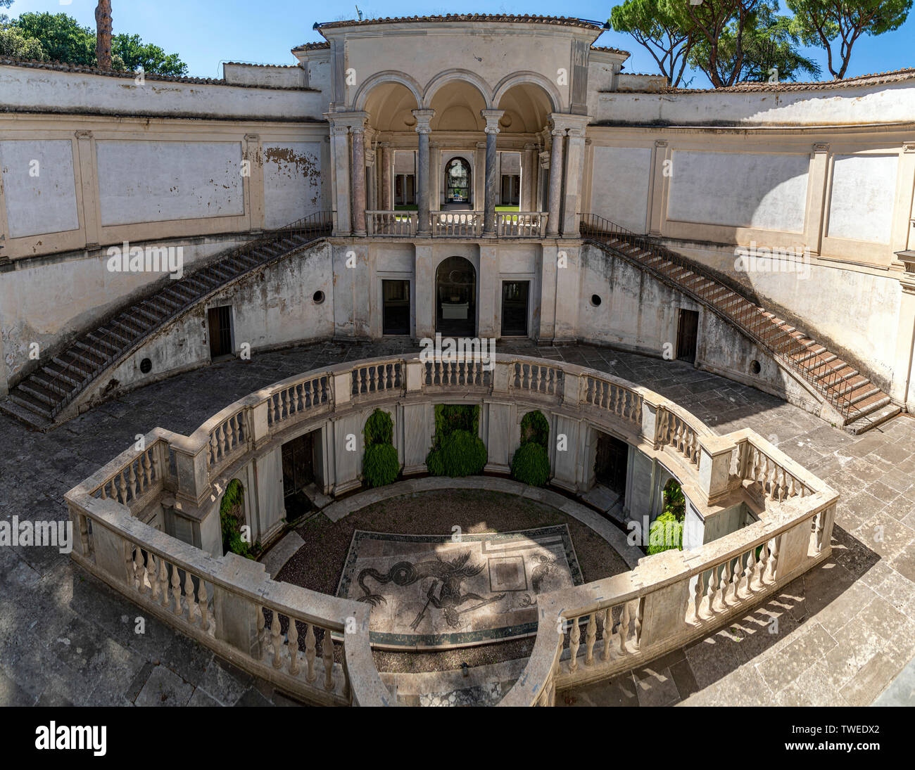 Villa giulia rome hi-res stock photography and images - Alamy