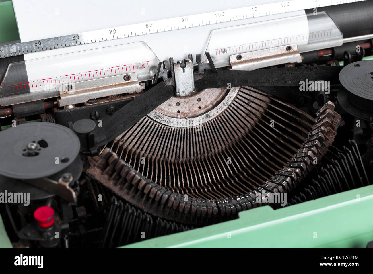 Antique Typewriter. Vintage Typewriter Machine Stock Photo - Alamy