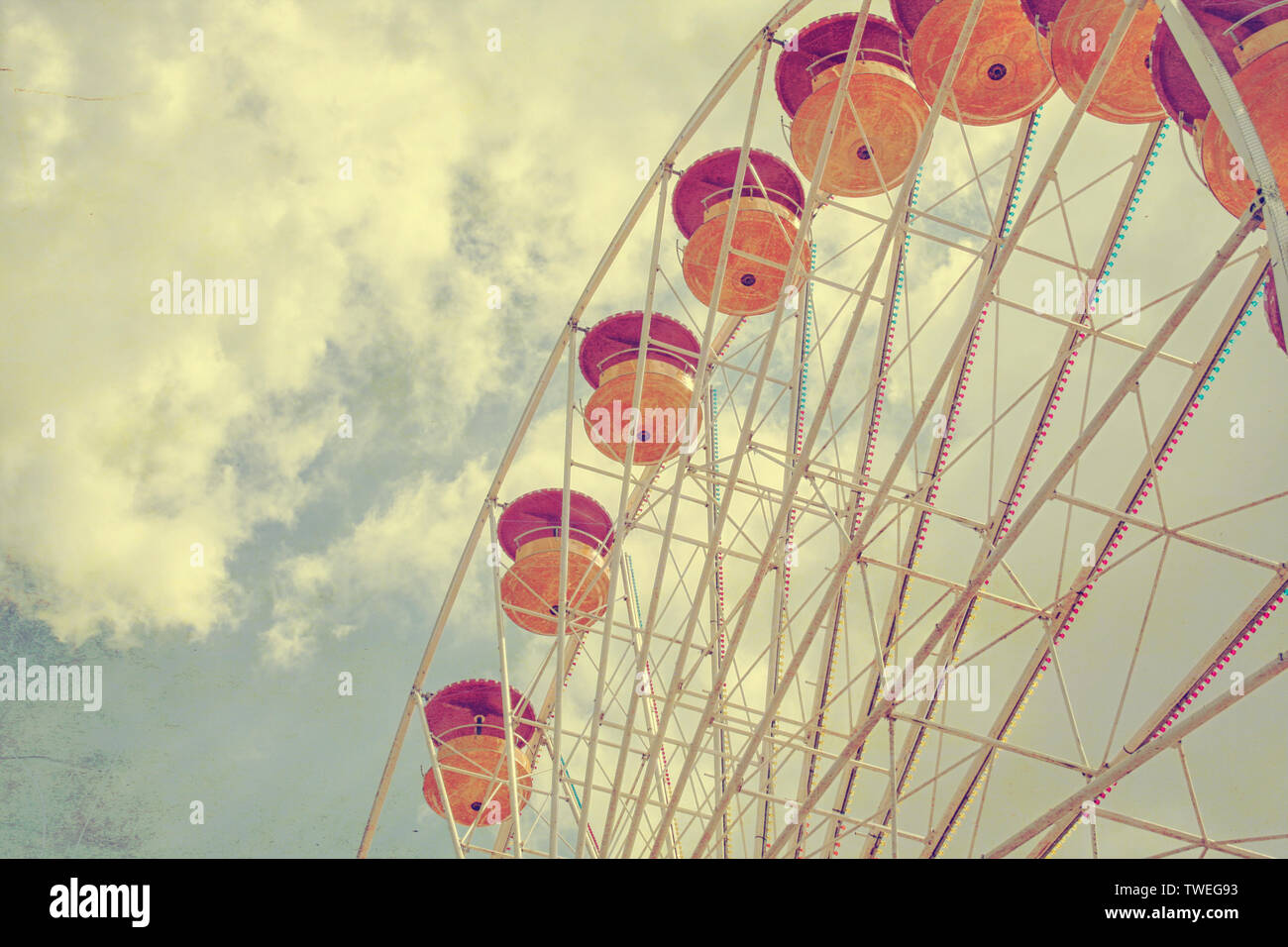 Retro toned hi-res stock photography and images - Alamy