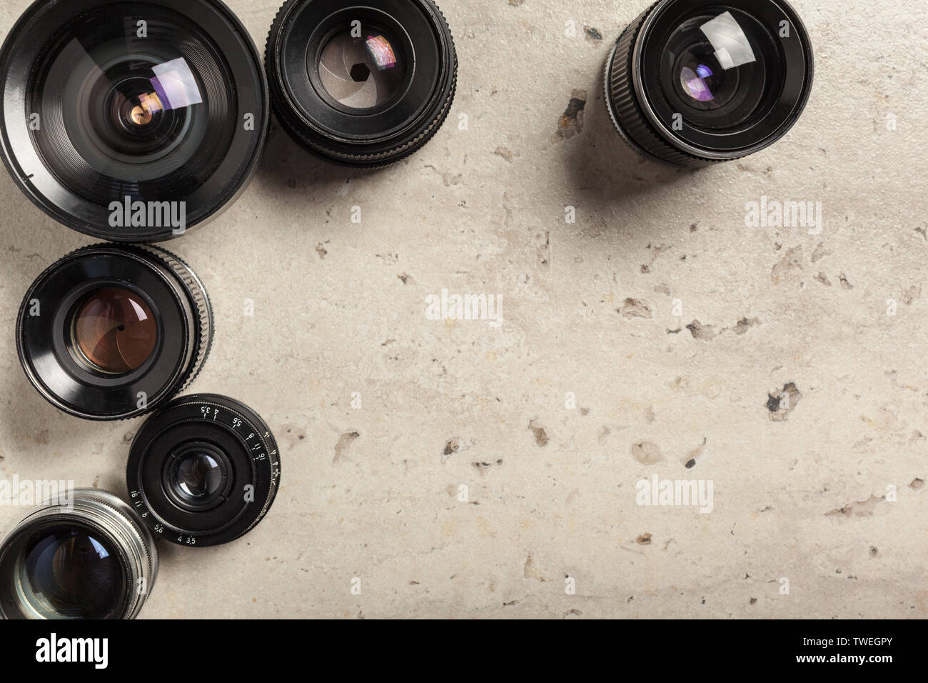 old retro film camera lens Stock Photo - Alamy