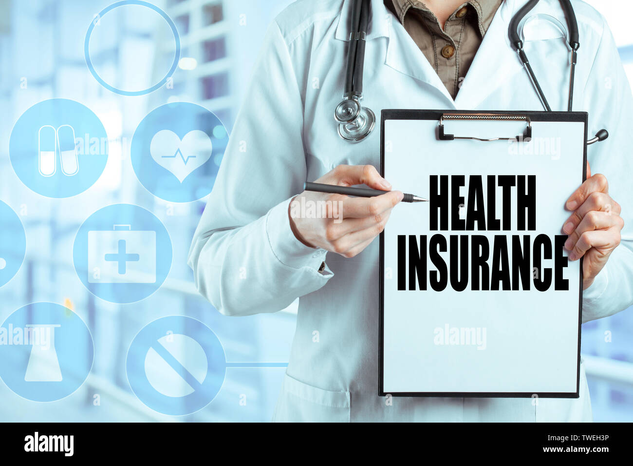 Hands of medical doctor Stock Photo - Alamy