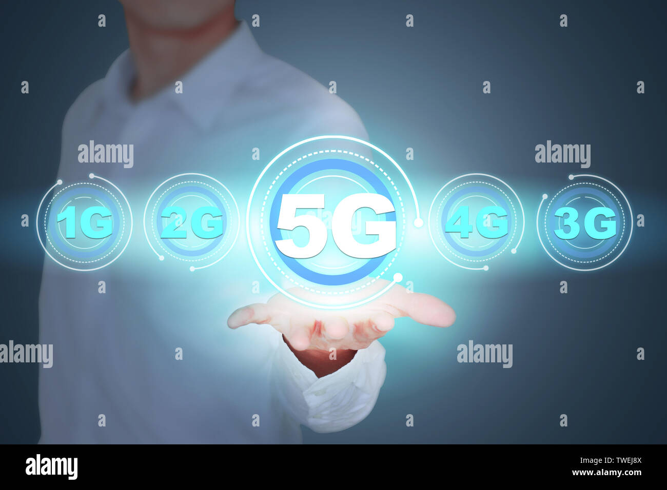 5G development concept creative diagram, high-speed wireless mobile ...