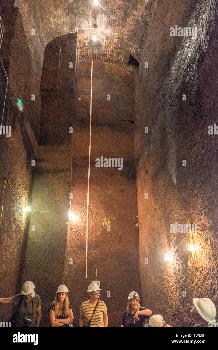 Liverpool underground tunnels hi-res stock photography and images - Alamy
