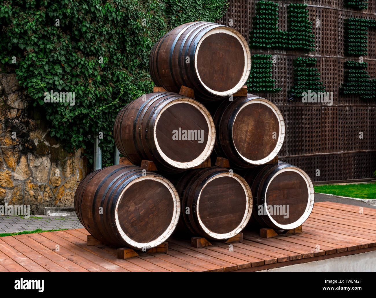 Wine bottle pyramid hi-res stock photography and images - Alamy