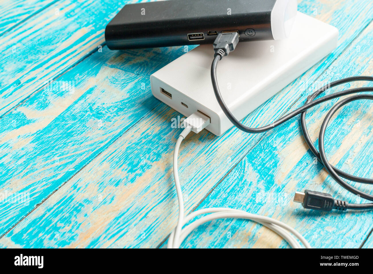 White external battery pack hi-res stock photography and images - Alamy