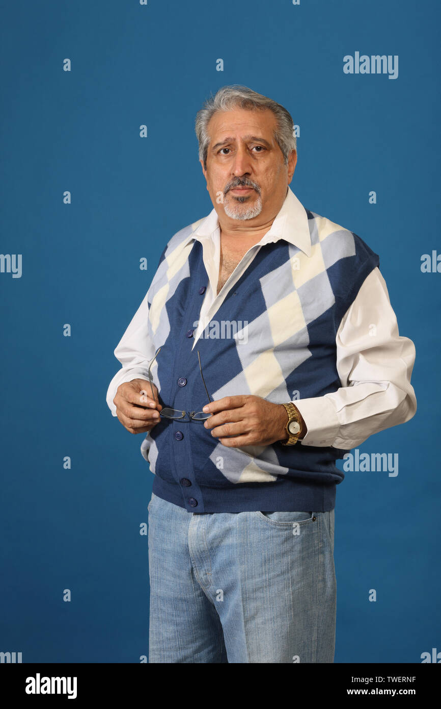 Portrait of a man standing Stock Photo - Alamy