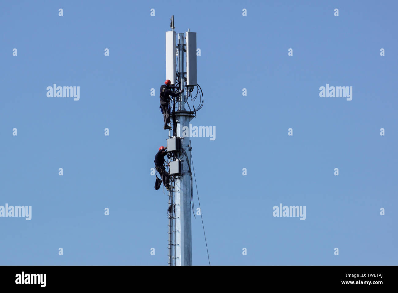 Transmission tower maintenance hi-res stock photography and images - Alamy