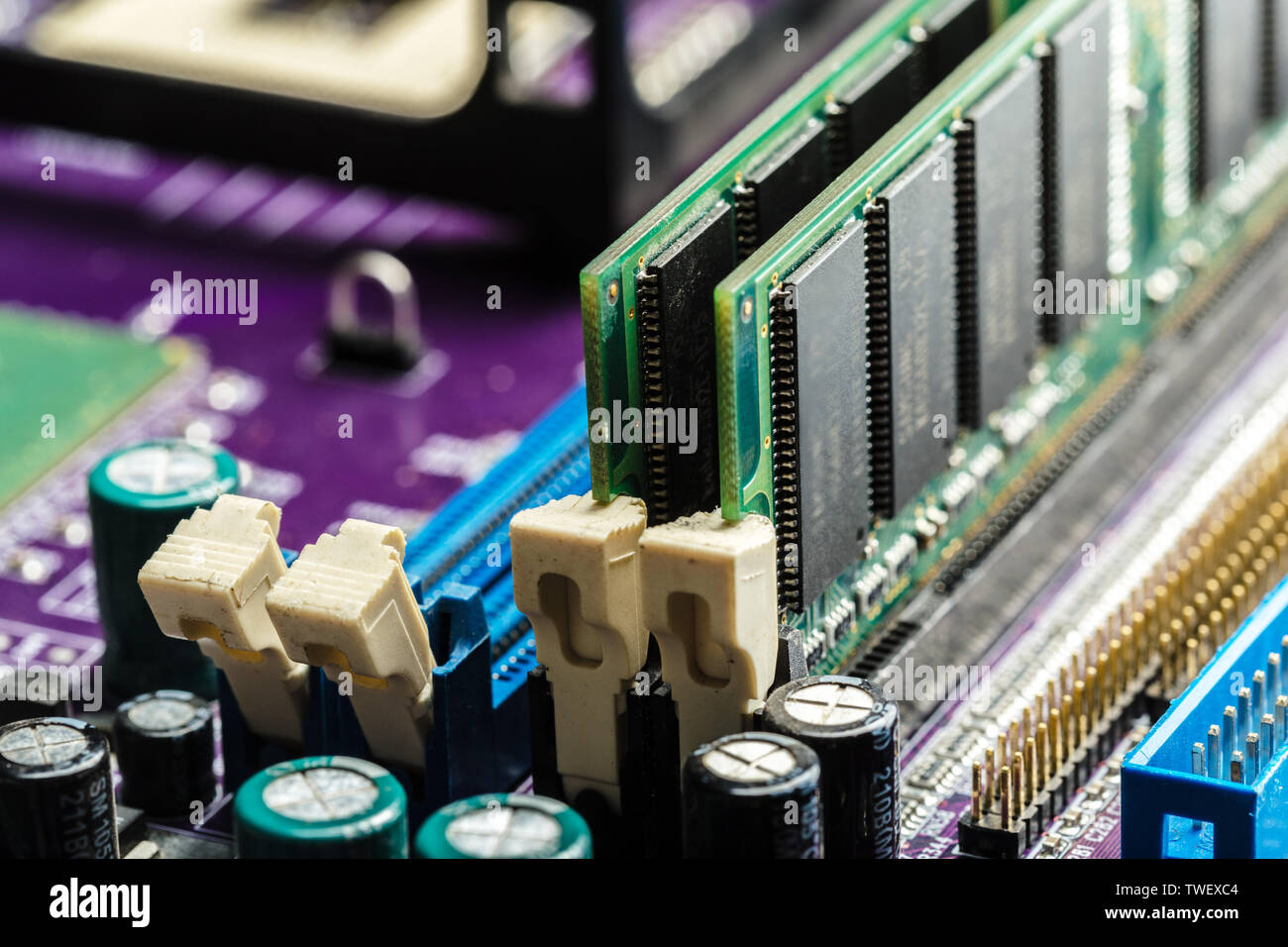 Computerchip hi-res stock photography and images - Alamy