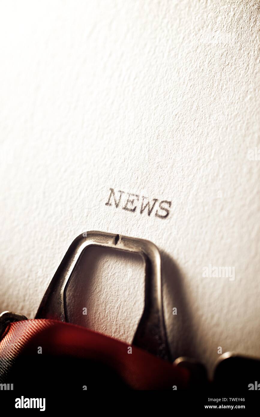 The word, News, written with a typewriter Stock Photo - Alamy